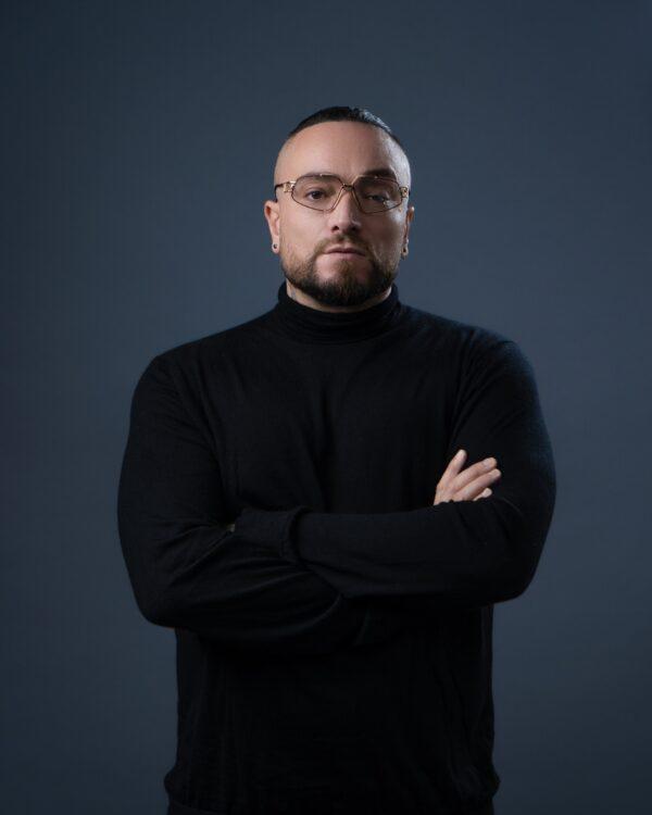 Gué beyond the stage - Ticino Welcome